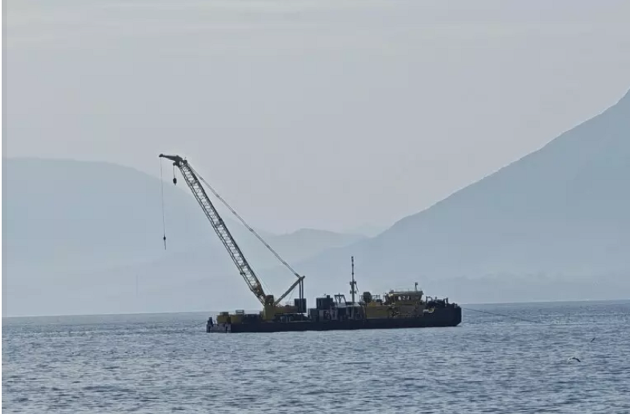 Bayesian, recuperato il boma: è il primo pezzo del veliero affondato a ...