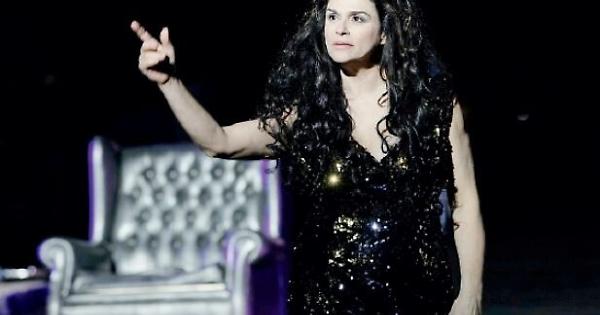 Laura Marinoni: «Elena e il suo doppio reinventano il mito» - La Sicilia