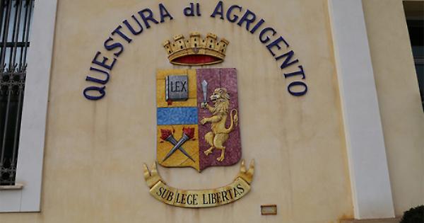 Dalla cella alla frontiera: rimpatriato in Tunisia un condannato per ...