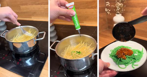 Spaghetti “Grinch”: la pasta che si tinge di verde conquista i social ...