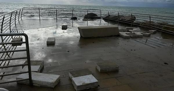 Marina di Modica, danneggiato dalle mareggiate il moletto costato oltre ...