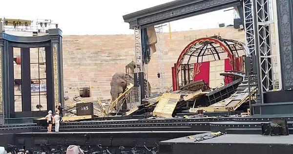 Tromba d'aria sull'Arena di Verona, scenografie danneggiate ma già ...