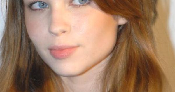 La tragica scomparsa a 35 anni di Daveigh Chase, diventata icona del ...