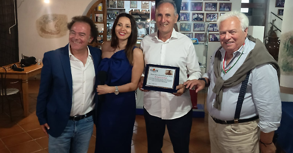 Calcio, “eccellenze siciliane” a Salina con i premi dell’Ussi regionale ...