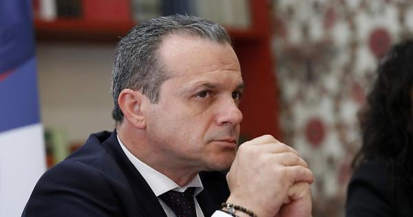 Cateno De Luca Figaro di Sicilia, con chi correrà alle Regionali? Ecco ...